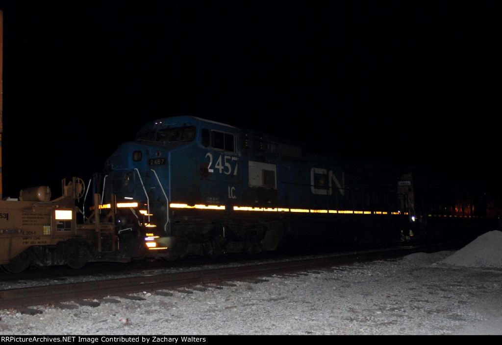 IC 2457 CSX 8664